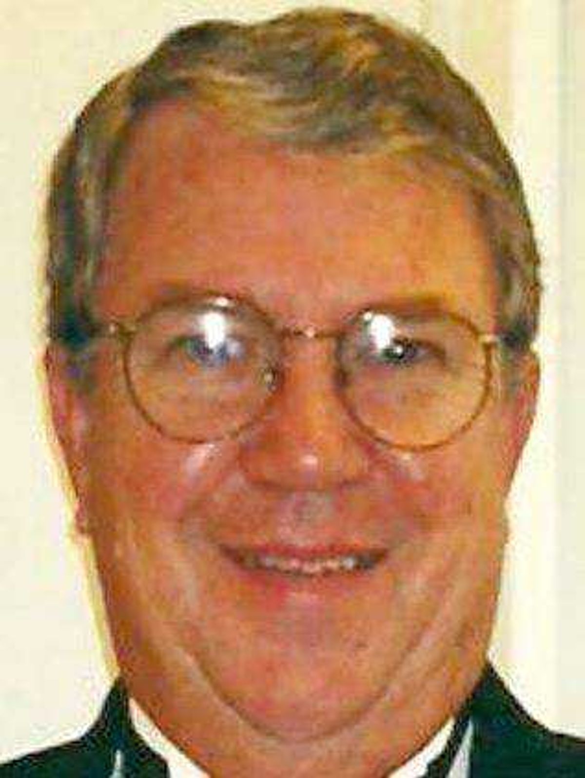 Kenneth Mills