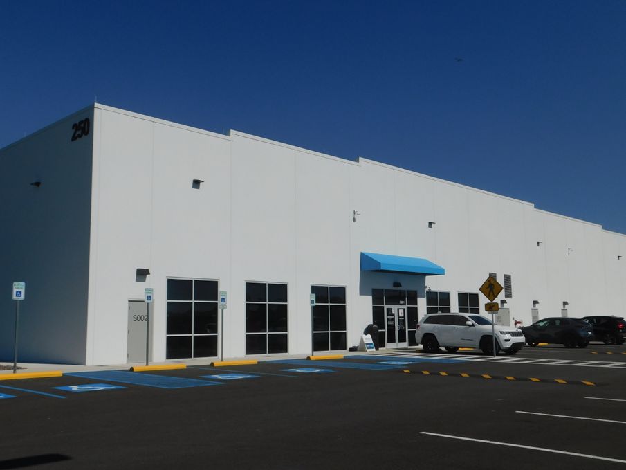 Amazon opens Scott City delivery station