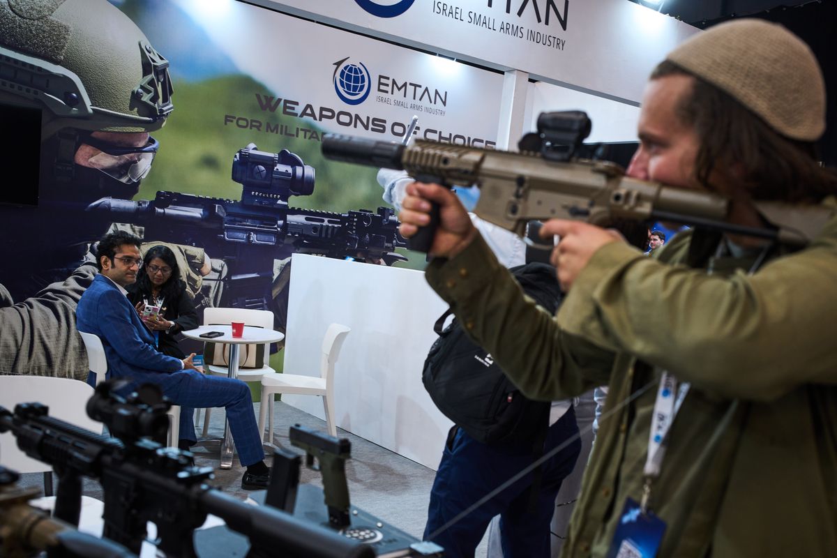 Photos of rifles, drones and missile footage at the Defense Tech Expo ...