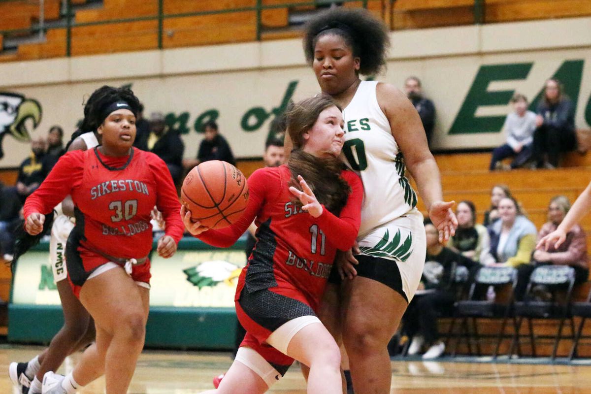 Lady Bulldogs’ unity, passion paves the way for success