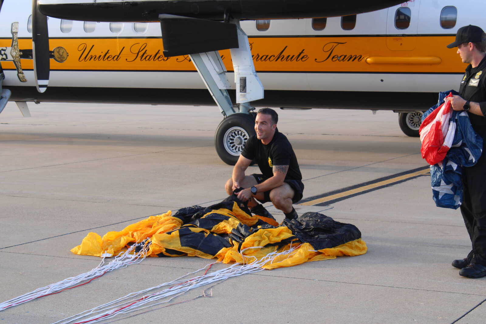 U.S. Army Golden Knights- Team Black