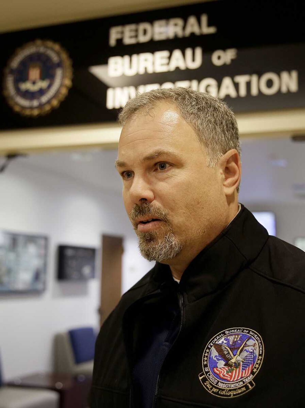 FBI tries new approach in fighting Super Bowl sex traffickin...