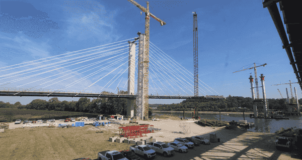 Construction continues on new Chester bridge
