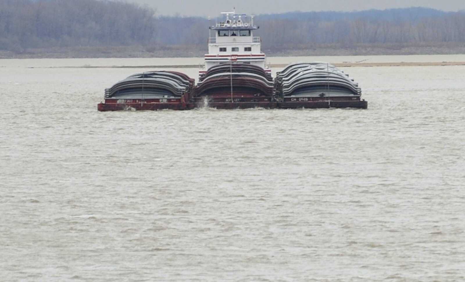 Dredging ends on stretch of Mississippi River