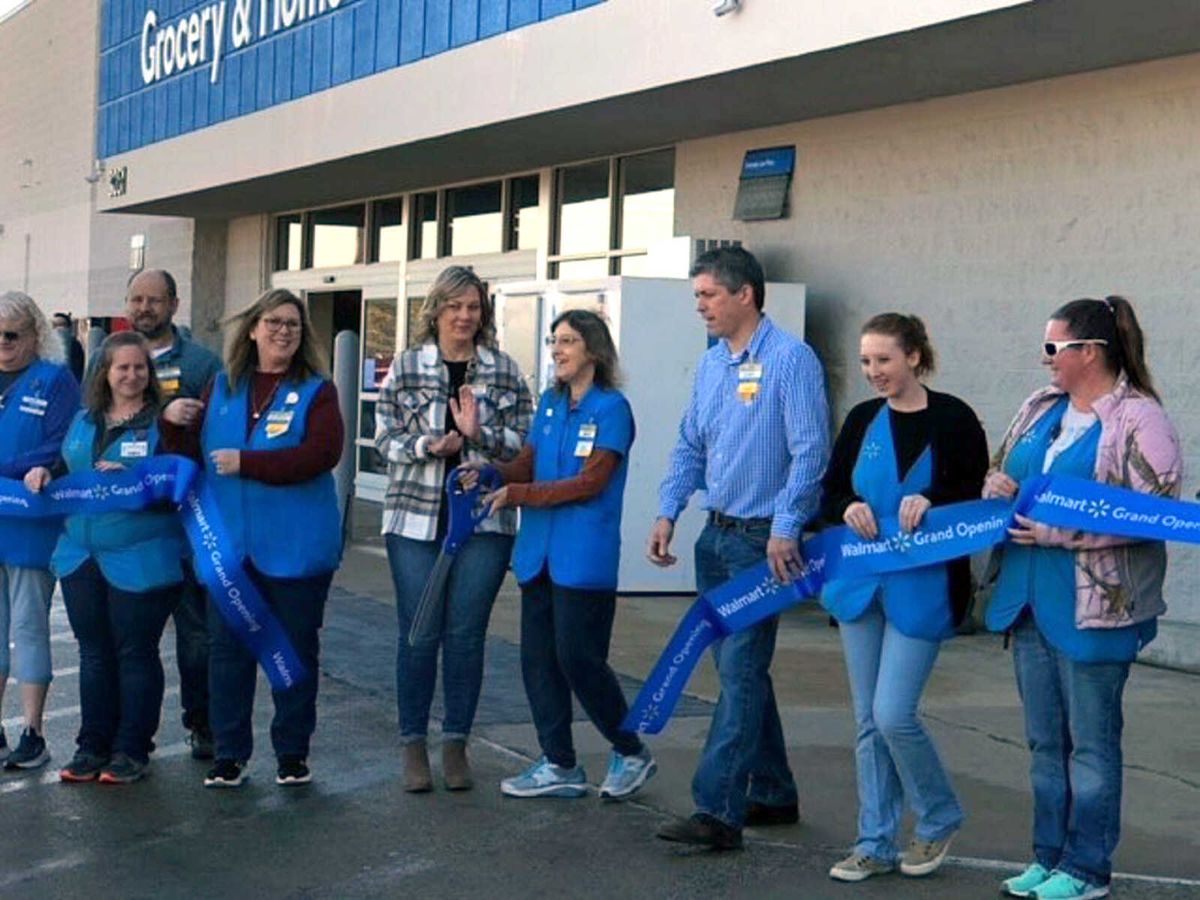 Jackson Walmart store celebrates grand reopening