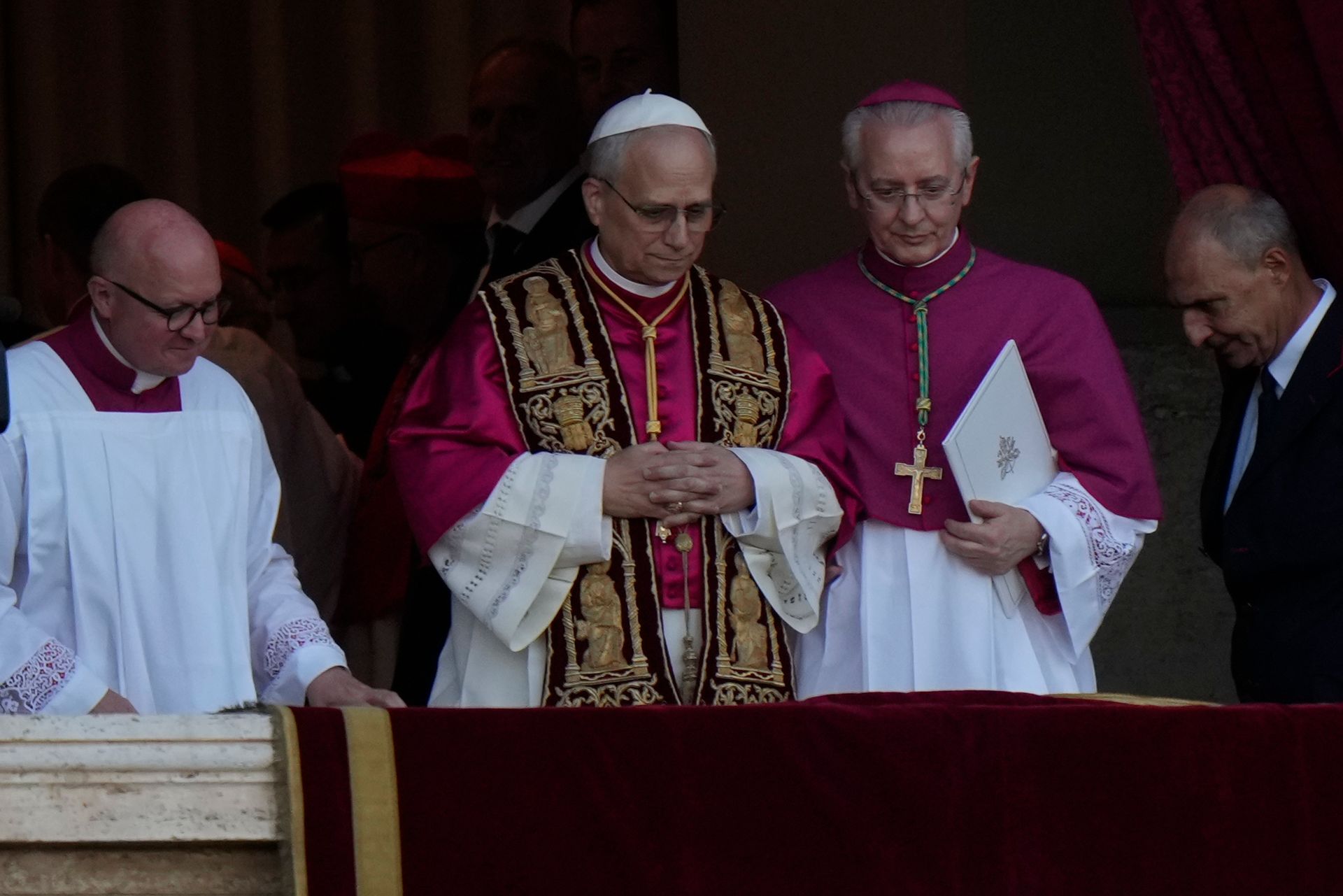 Breaking: First American pope chosen; Cardinal Robert Prevost; chooses...
