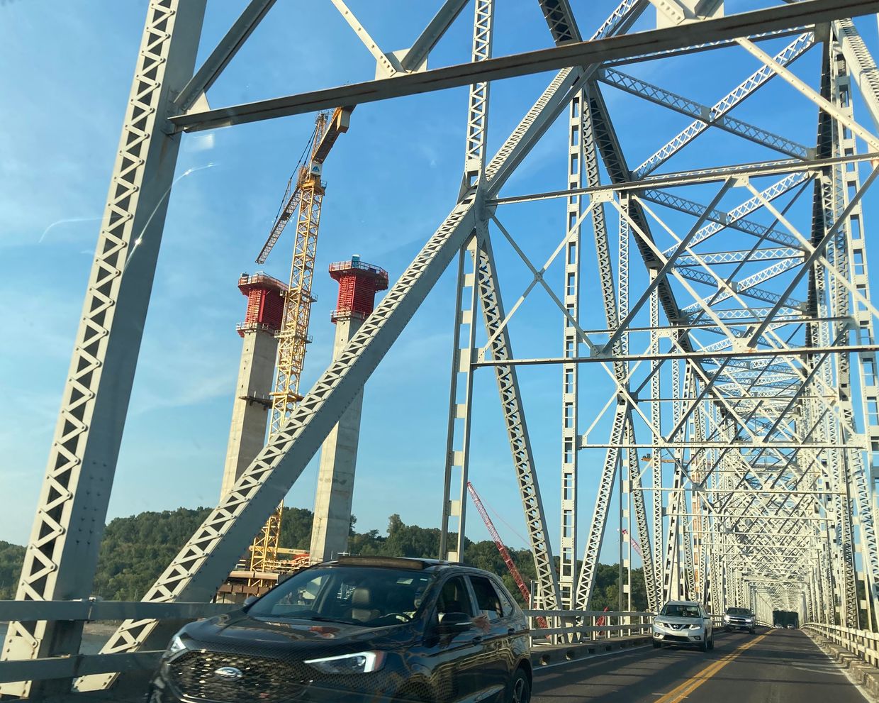 Construction continues on new Chester bridge