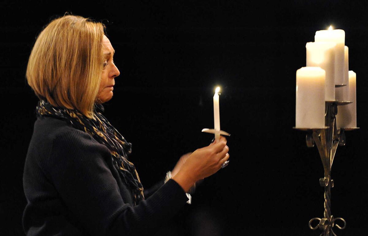 Worldwide Candle Lighting