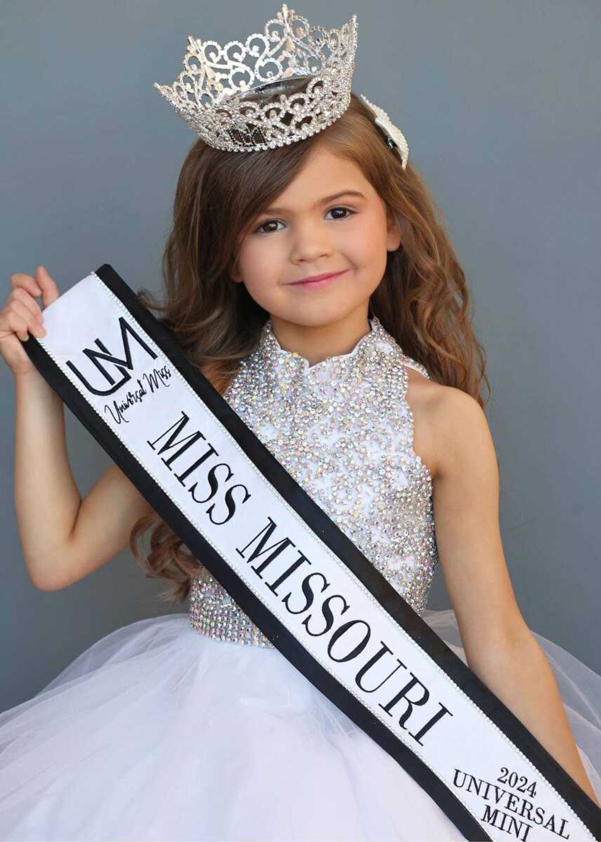 Cape Girardeau girl wins title of Miss Missouri Universal Mi...