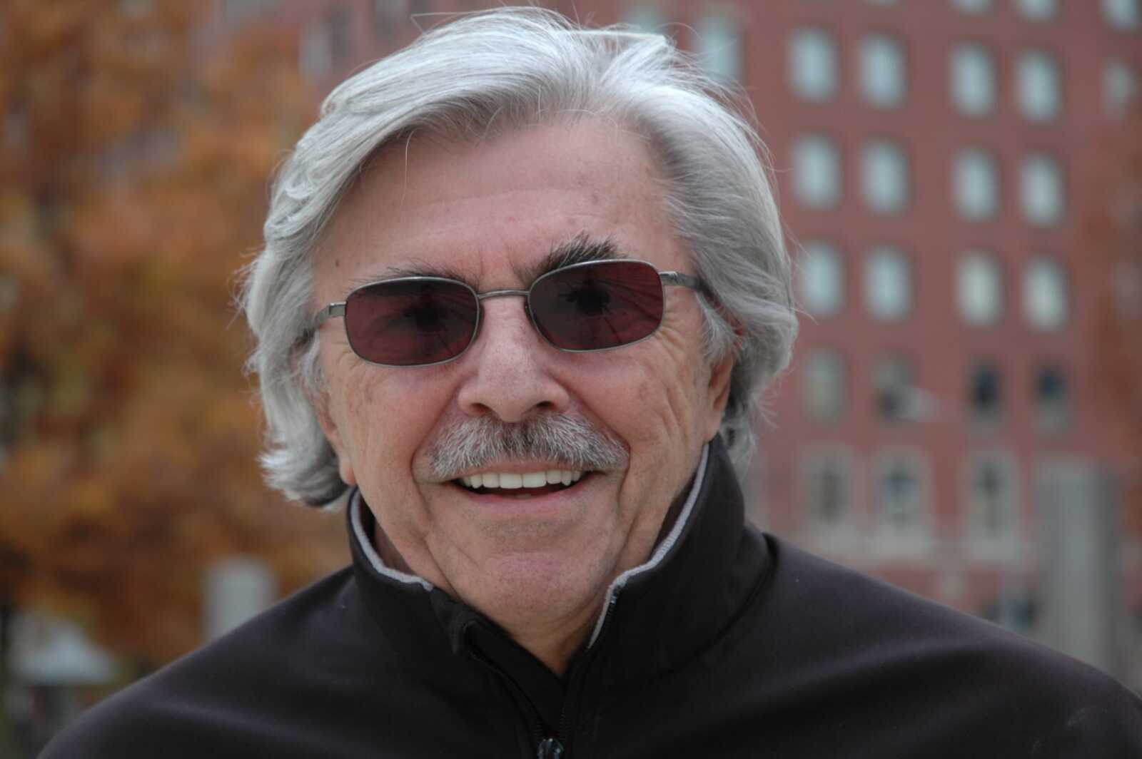 Mike Beecher, former KFVS news topper, dies