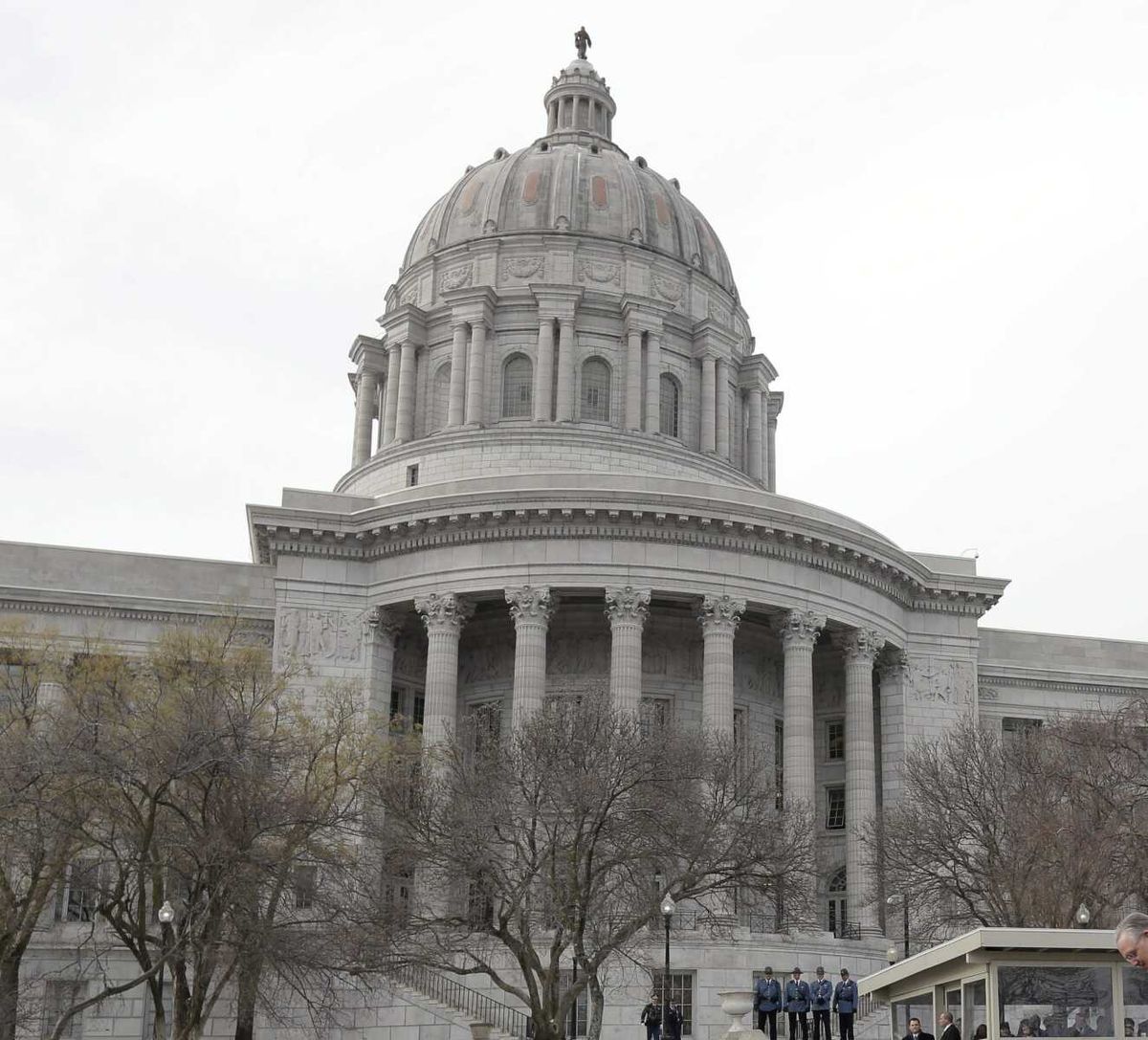 Missouri Legislature reaches halfway point of session