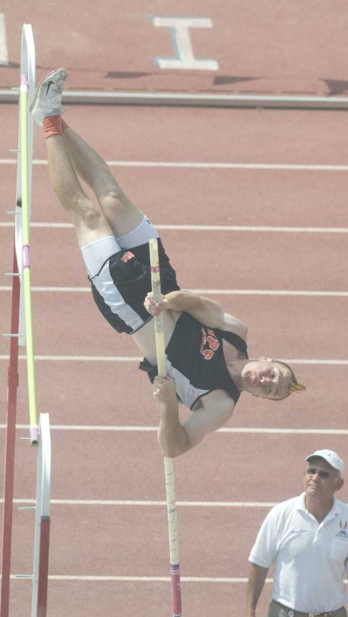 Thomas, Rushin bring home state track titles