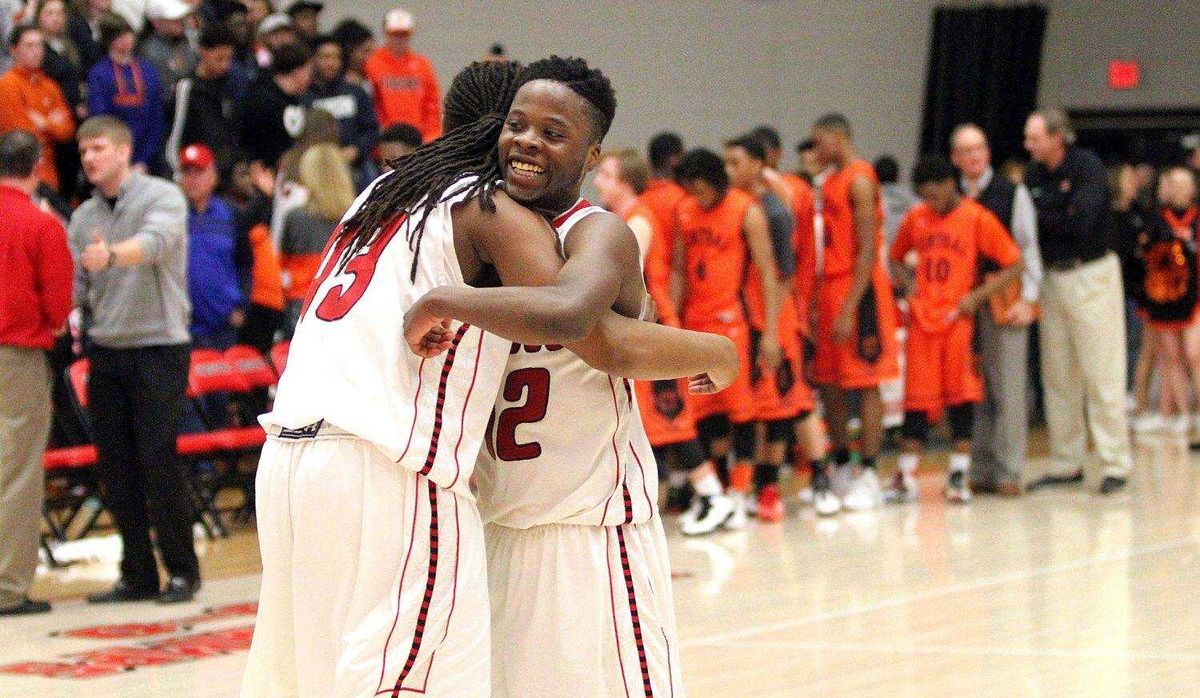 District championship notebook: Dyes leads Sikeston boys basketball te...