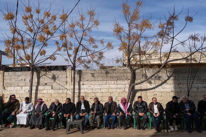 Syria's southern rebels loom large as the country's new rulers try to ...