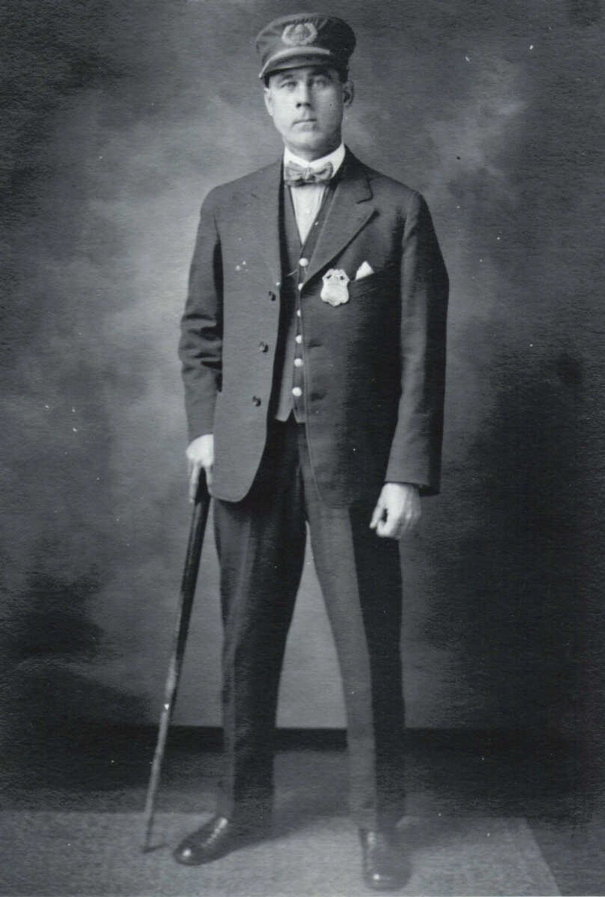 The history lists: Cape Girardeau marshals, police chiefs