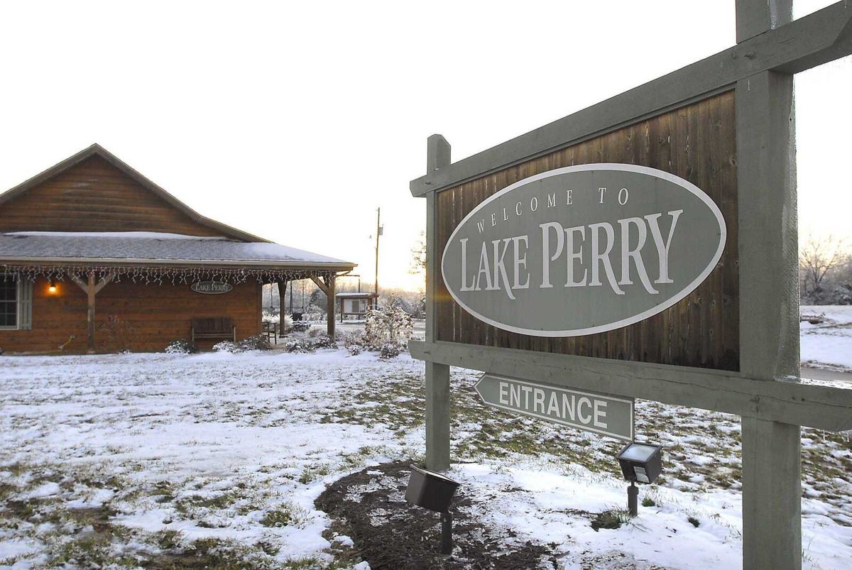 Perry County shooting leaves three dead, one injured