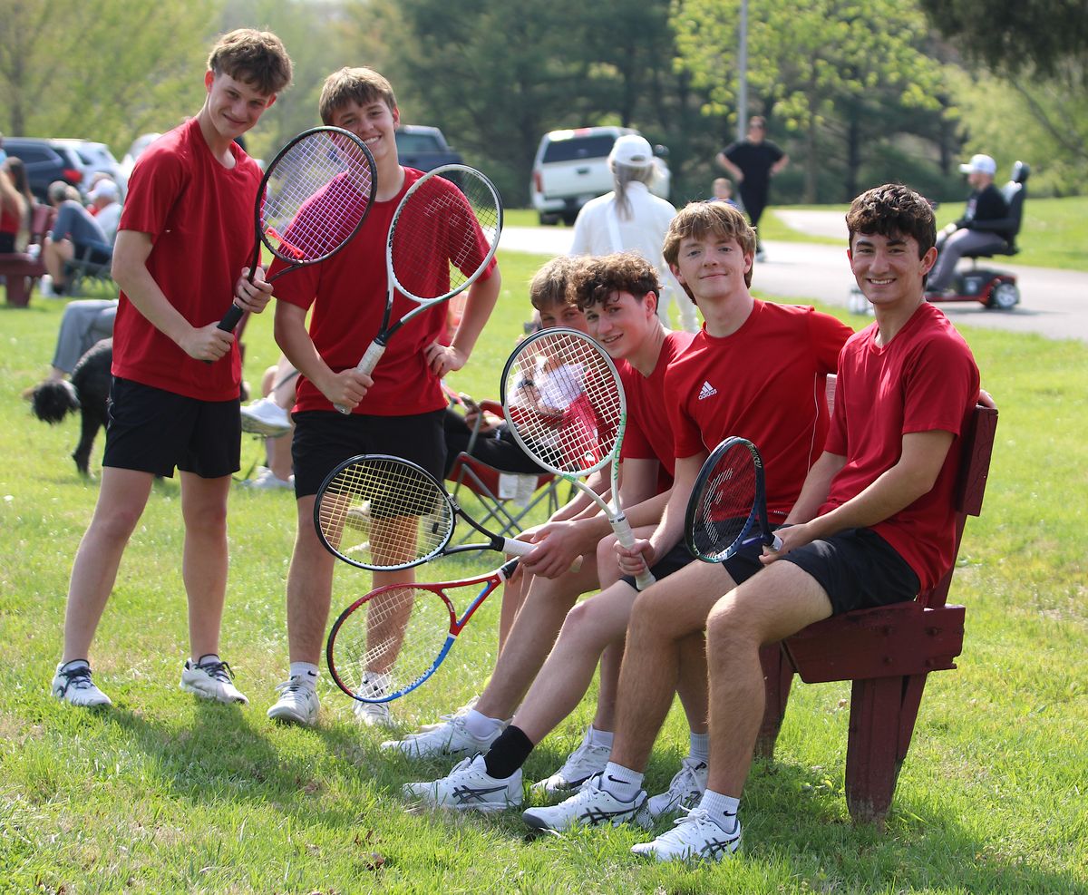 Jackson tennis stays perfect at 7-0 with win over Poplar Blu...