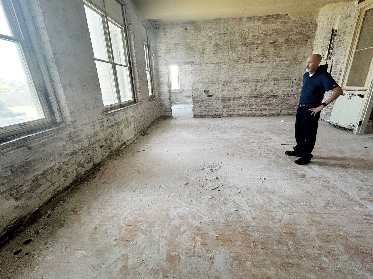 Take a look inside the stripped-down old courthouse in Jackson