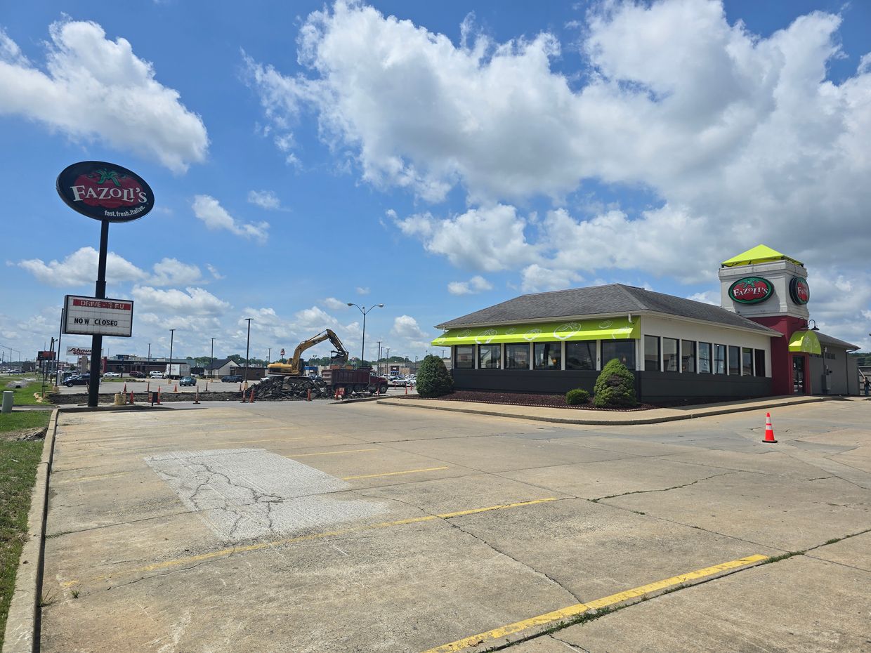 Fazoli’s in Cape Girardeau marked ‘Now Closed’