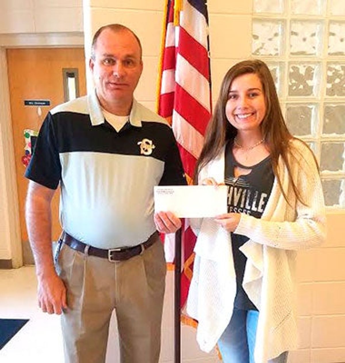 SHS recognizes Rabren with character award