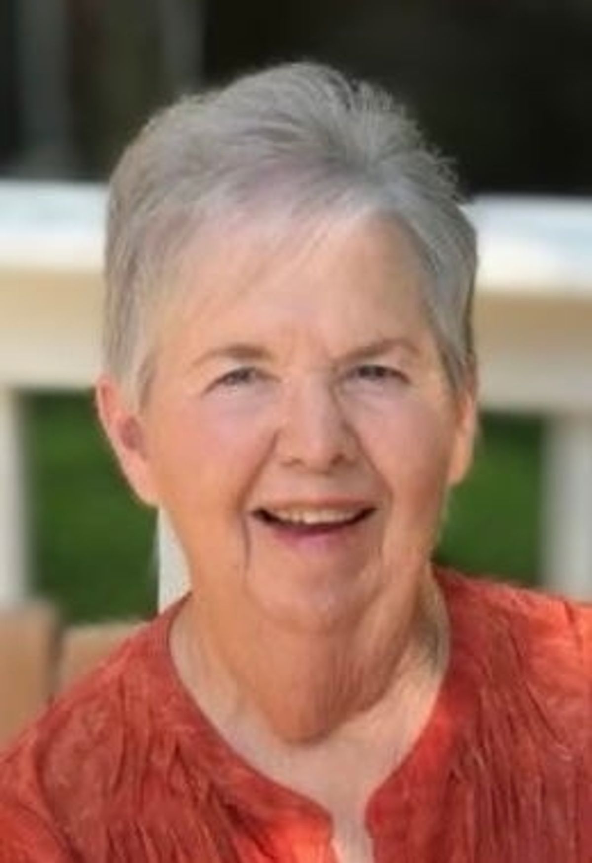 Bettie Earnest