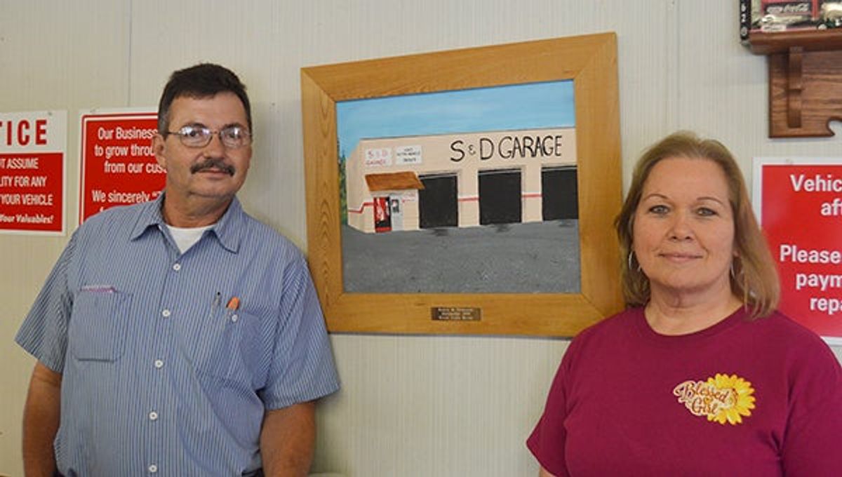 Local garage, car dealer celebrates 30 years