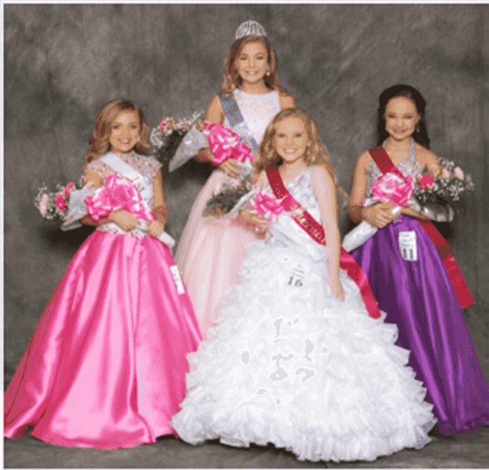 Straughn Elementary crowns beauties