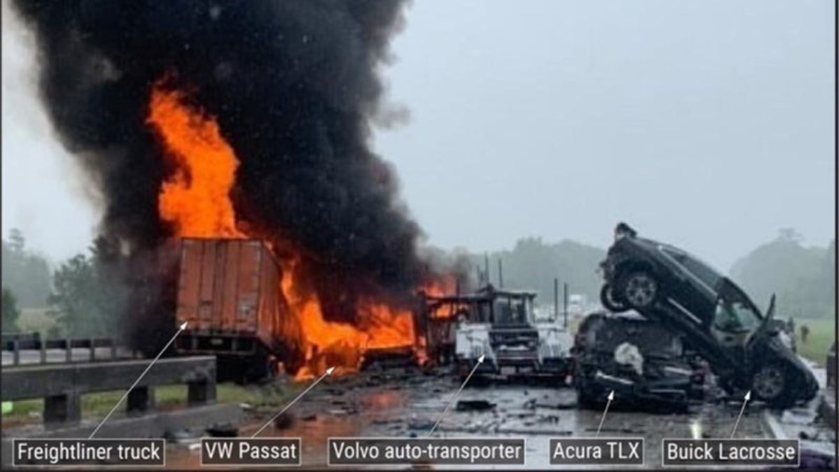 NTSB releases 2021 multi-vehicle fatal crash report