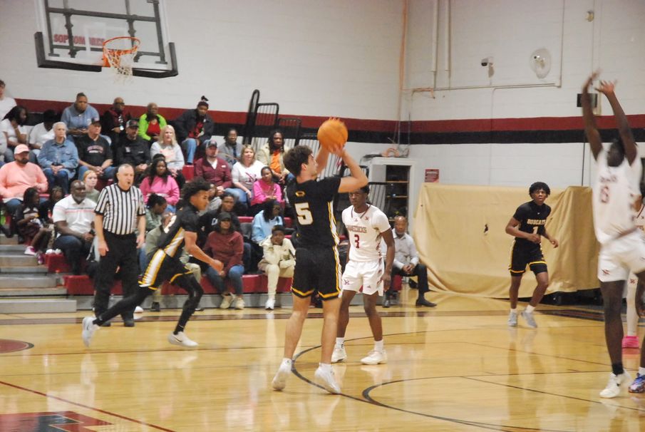 Opp and New Brockton face off on Jan. 6