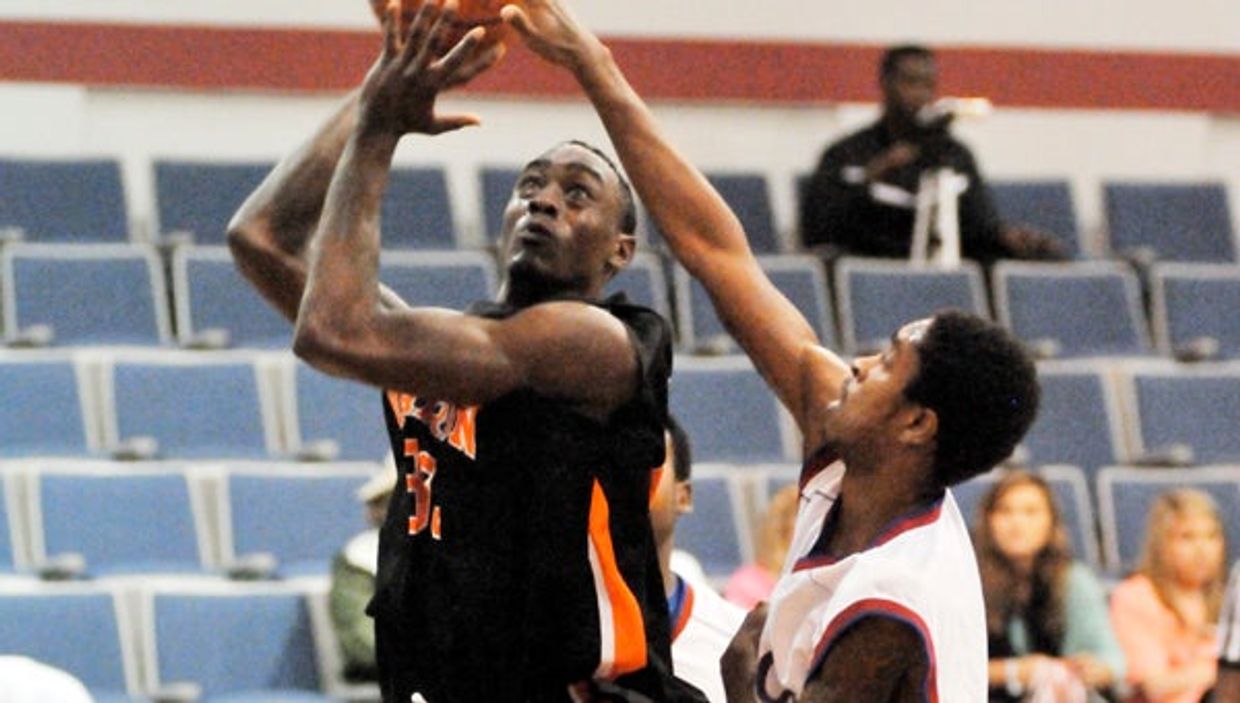 LBWCC beats Marion Military, 71-60