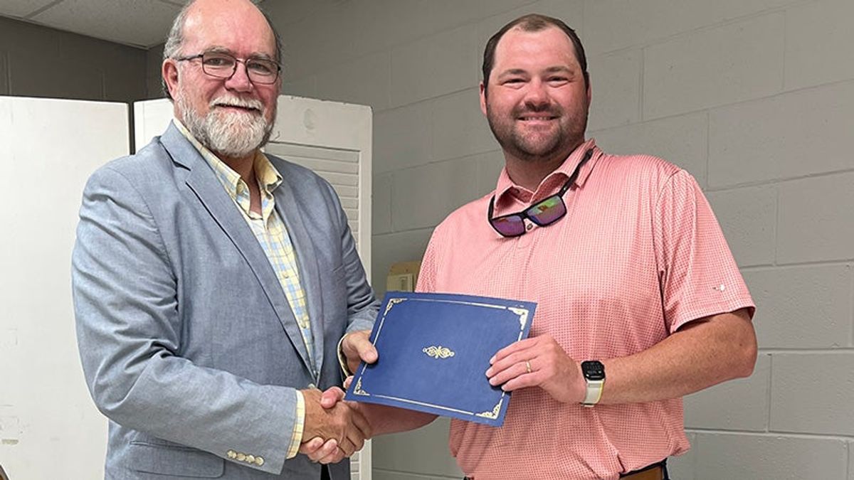 GALLERY: CCBOE renews contract for superintendent
