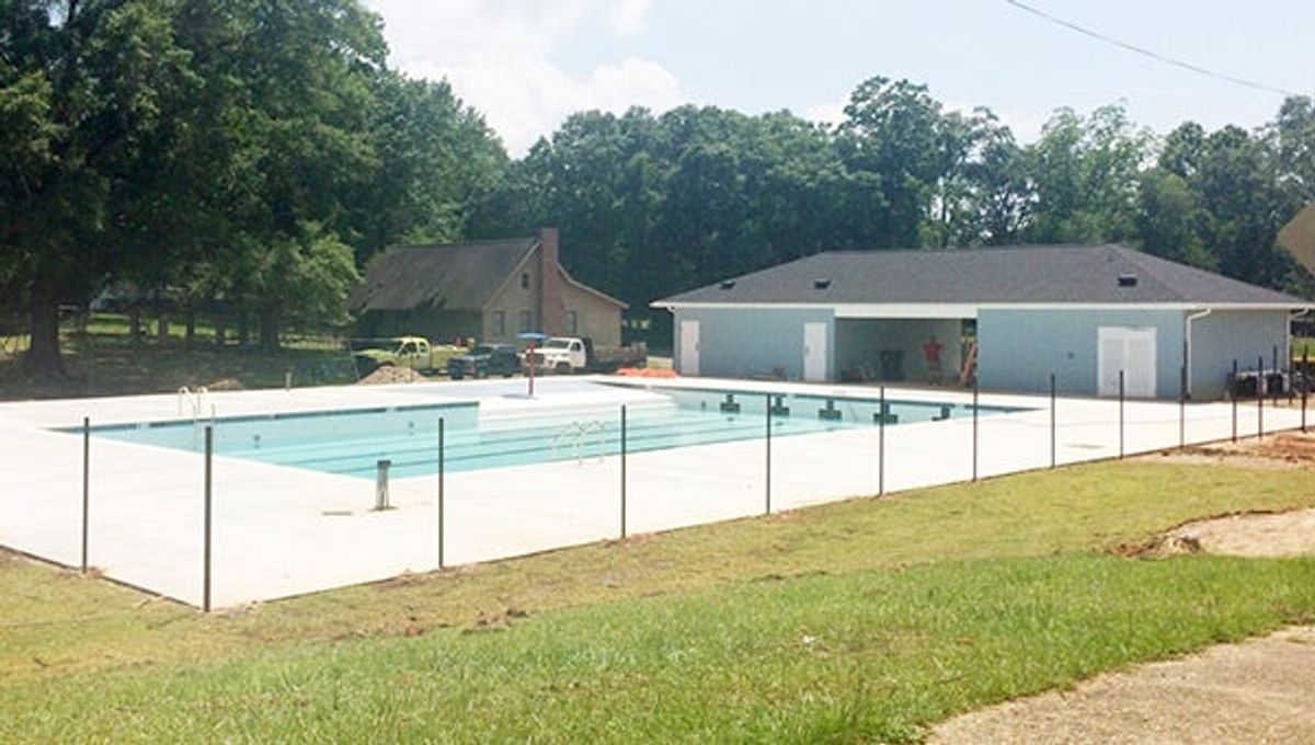 Mayor: Opp pool should be complete by end of May