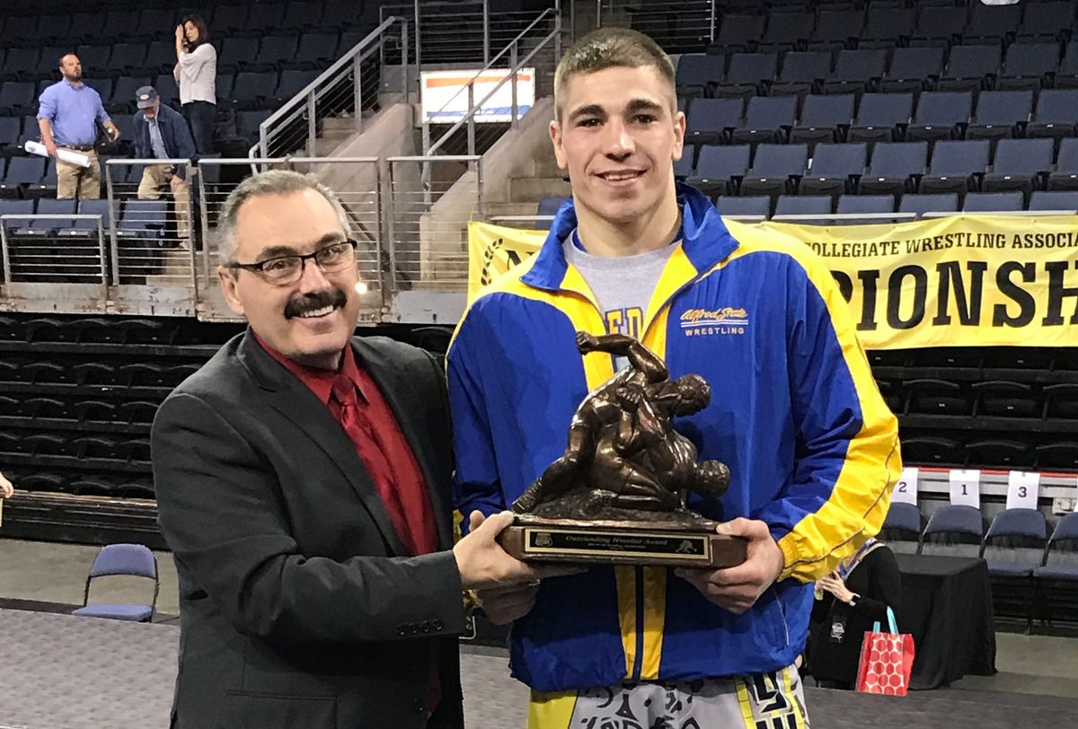 Ithaca native Van Valen crowned national champion in wrestling