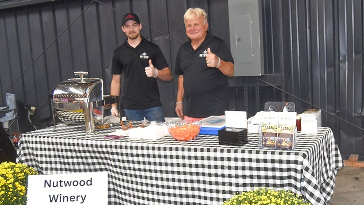 New chili champ crowned at fall festival and chili cook off