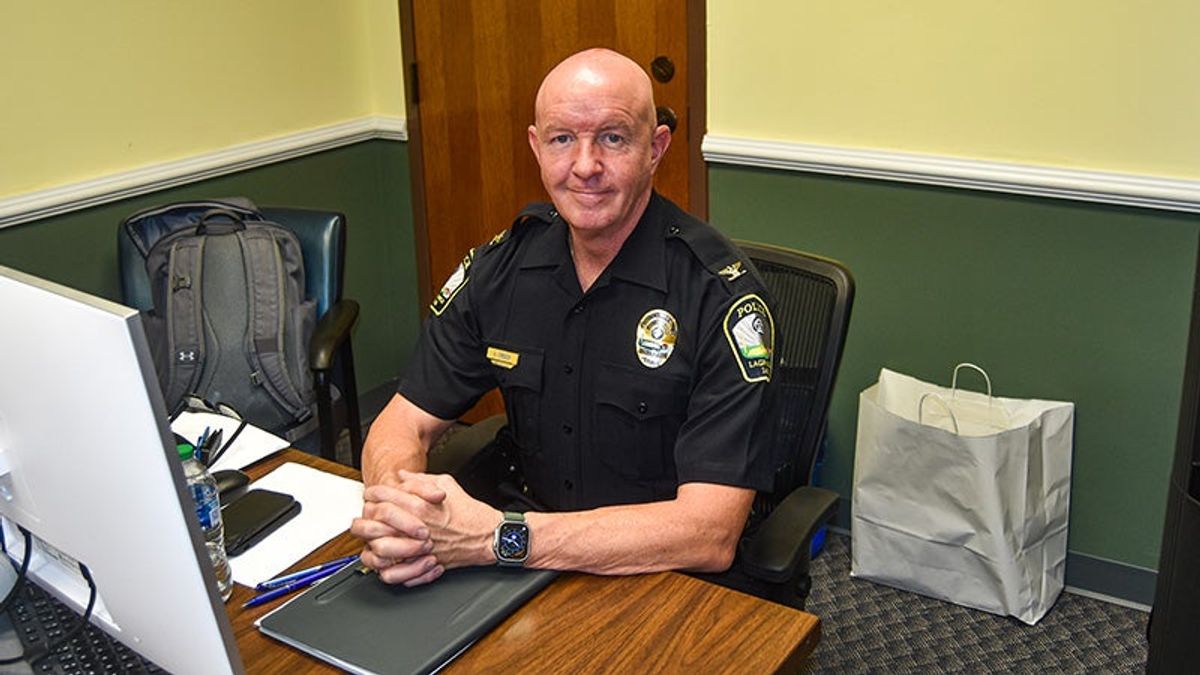 From driver's license examiner to police chief, Fiveash has ...