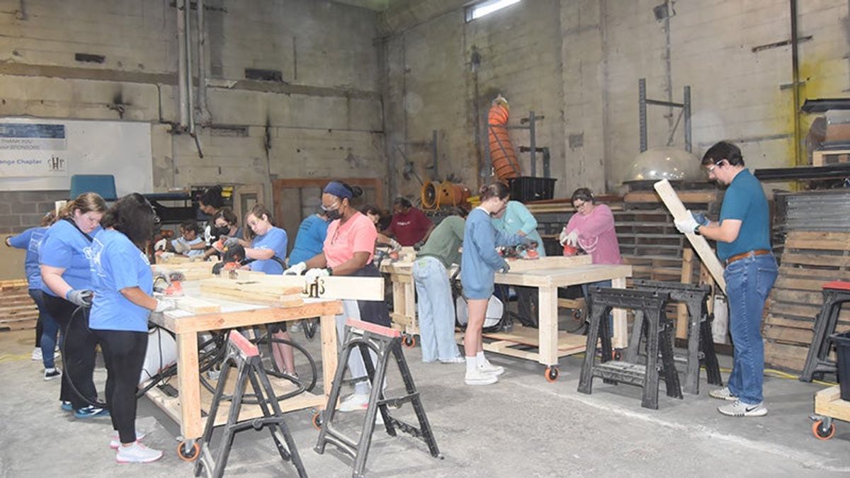 Housing authority cuts ribbon at new community building