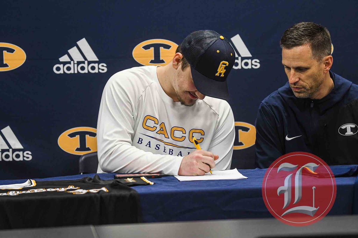 Carson Walker signs to play baseball at Central Alabama