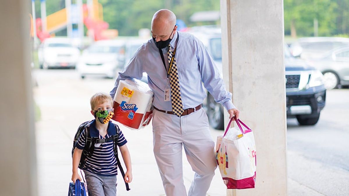 TCSS Superintendent Dr. Brian Shumate reflects on first day back to sc...