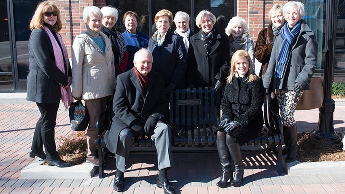 Benches dedicated in memory of Boggus
