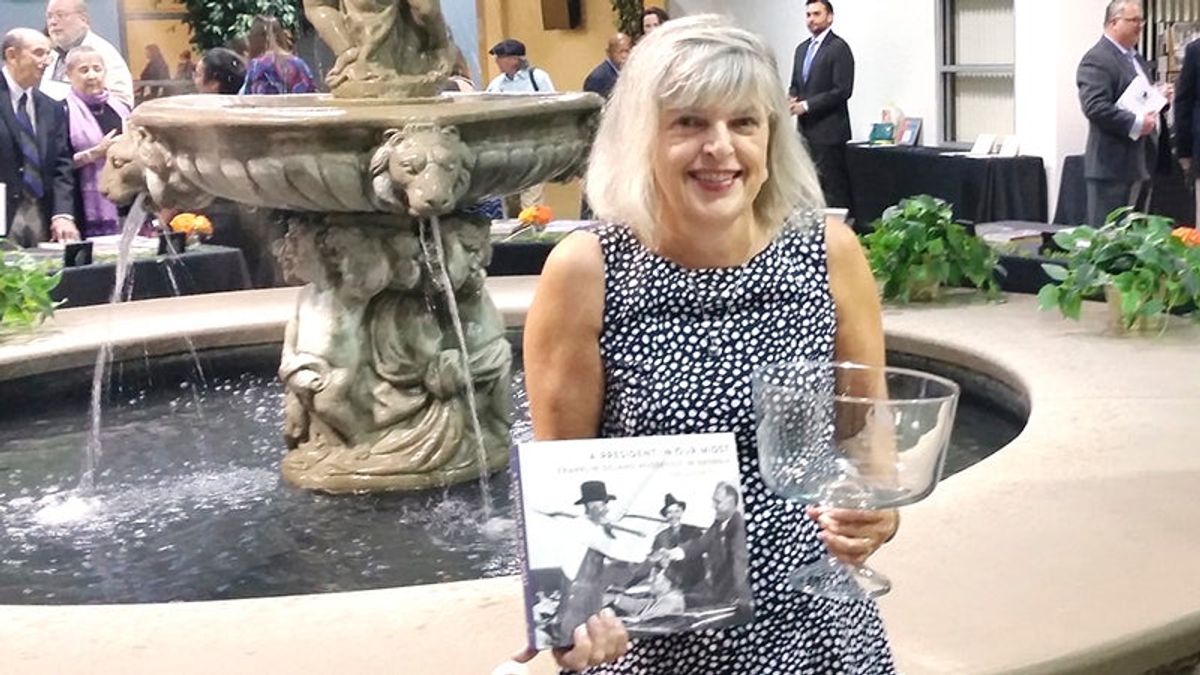 Minchew named Writer of Year for History