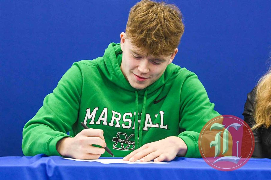 LaGrange's Dylan Barber signs to play football at Marshall