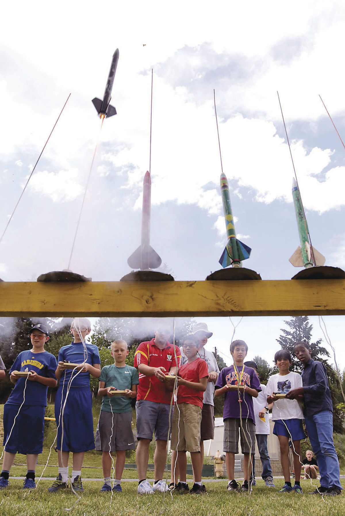 Sunnyside Elementary students launch rockets