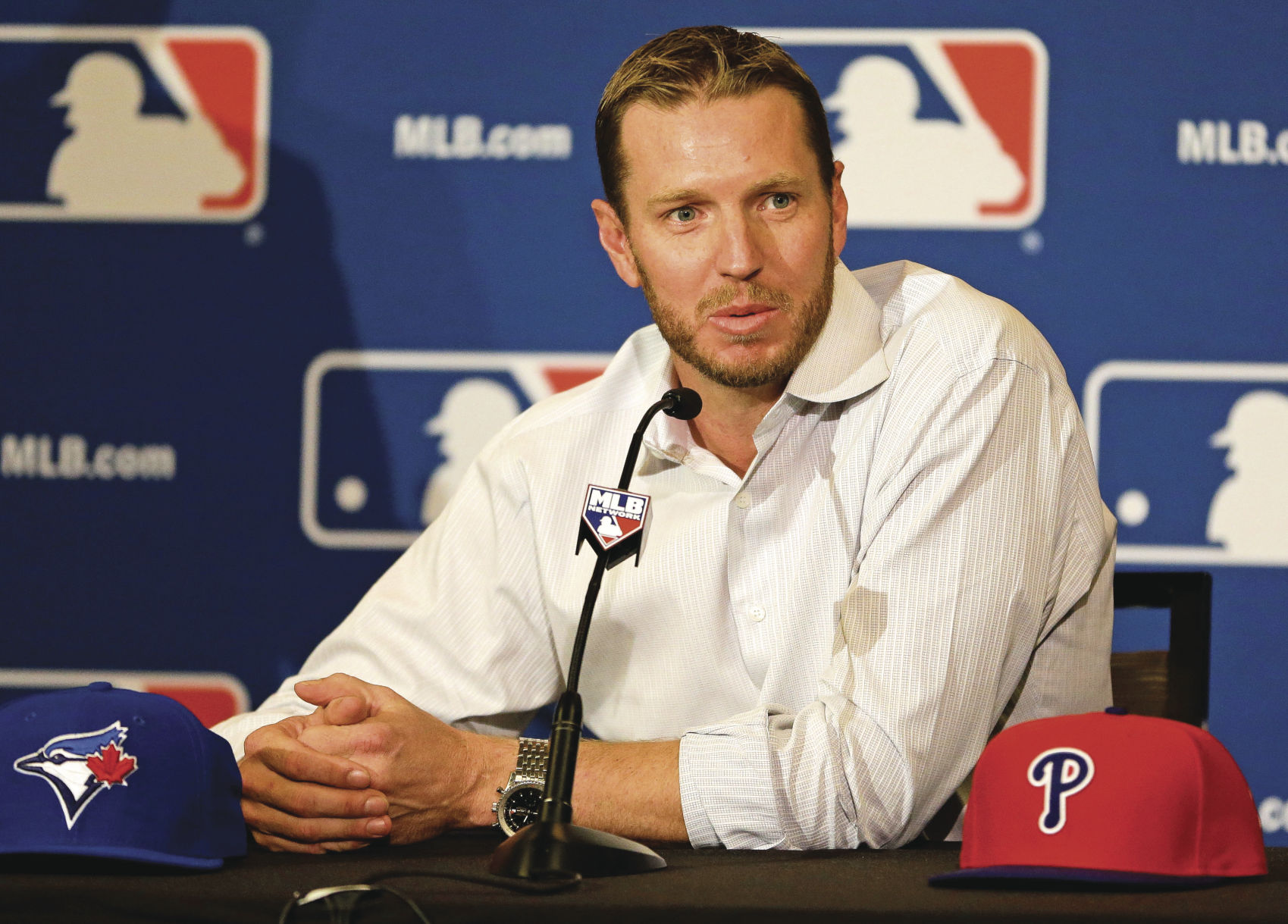 Former star pitcher Roy Halladay killed in plane crash