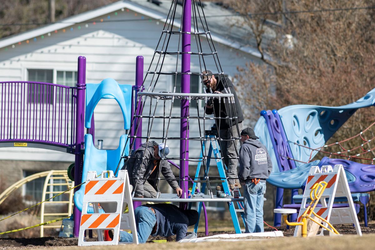 Photo: New play structure in Pullman