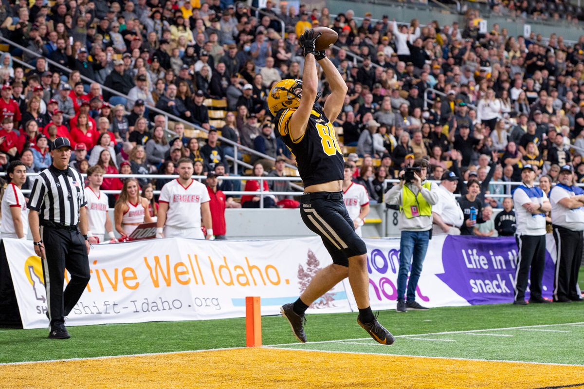 UI’s Hatten earns first-team AP All-American nod