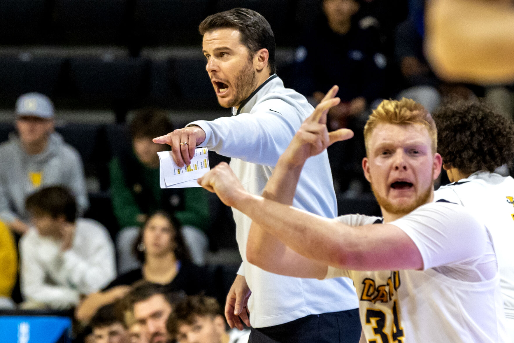 Familar faces to meet in holiday hoops showdown