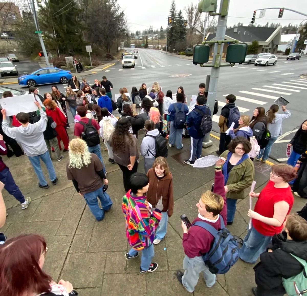 Pullman students stage anti-ICE walkout