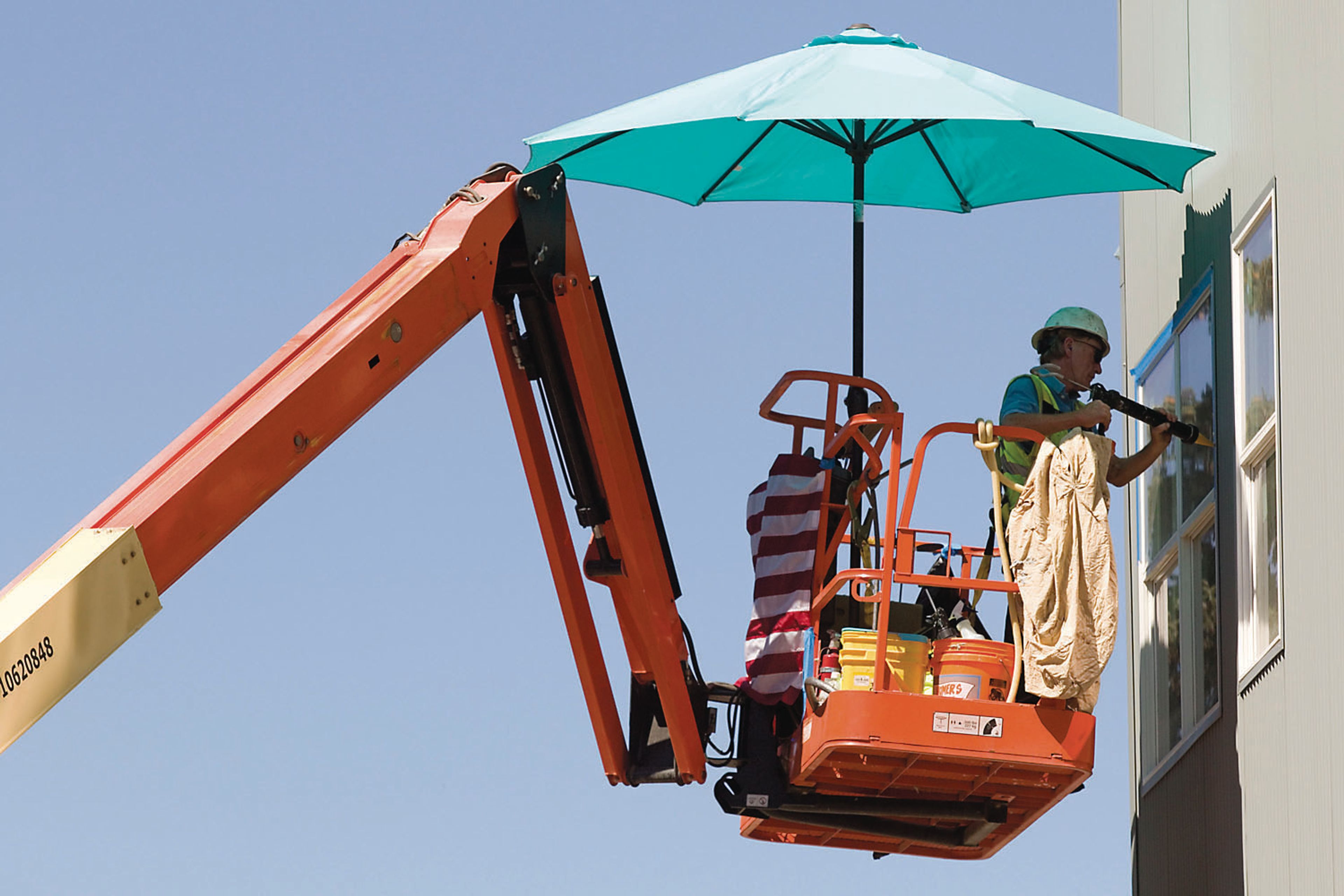 Feature Photo: Staying cool on the job