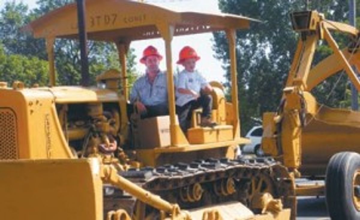 Deary Friendship Day grows bigger, better