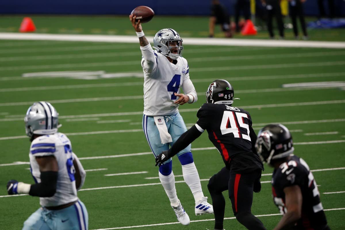 Offenses take spotlight as Cowboys visit Hawks